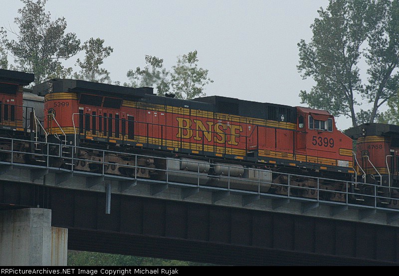 BNSF 5399